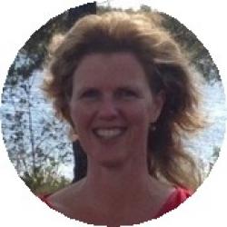 Lisa Rebecca McCully Kierstead