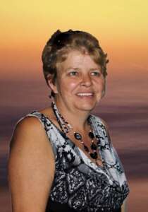 Cynthia Fox Gajusingh