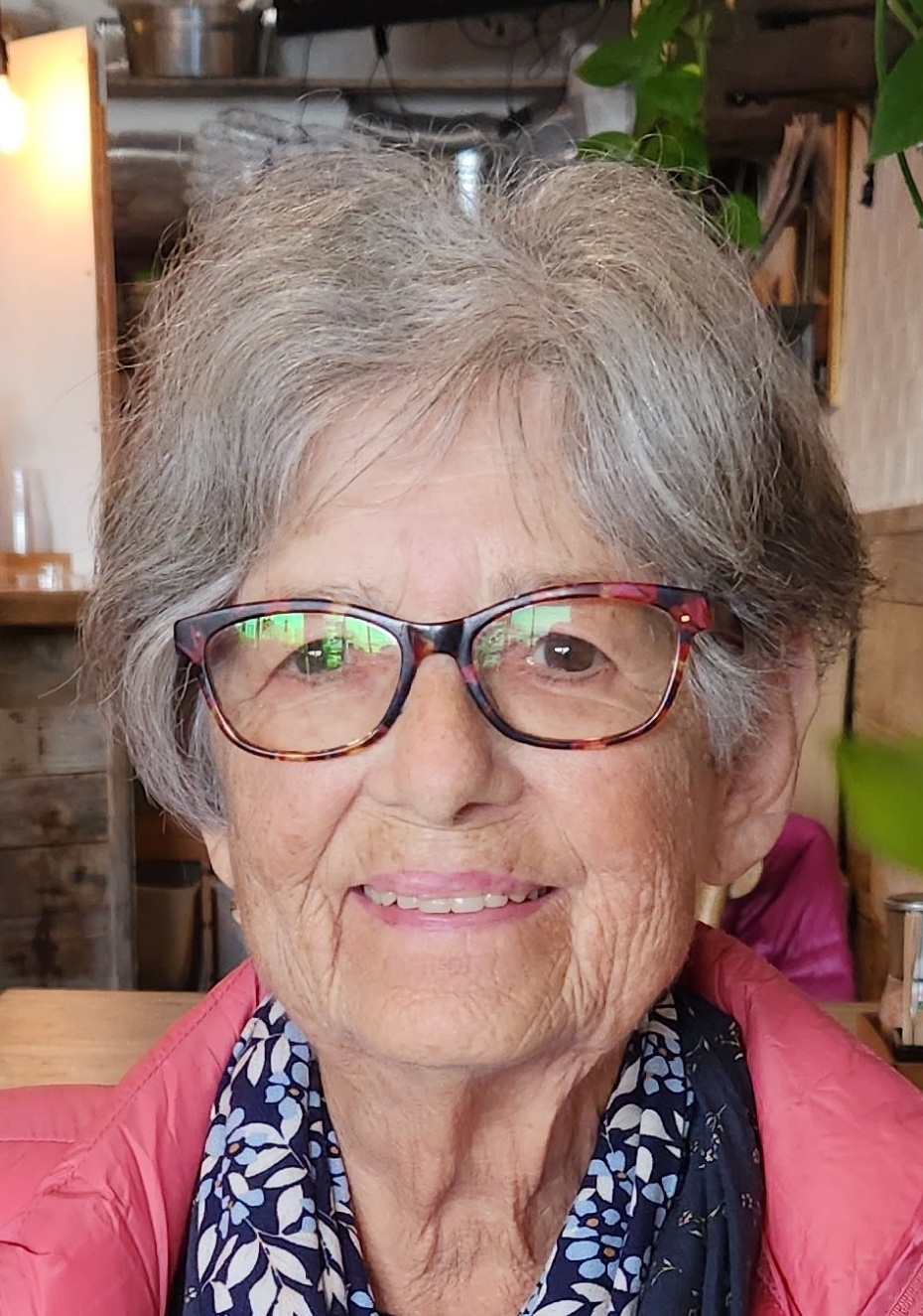 Liliane April