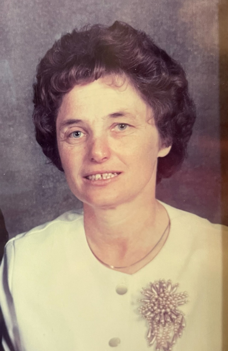 Lonette (Alice) Schultz