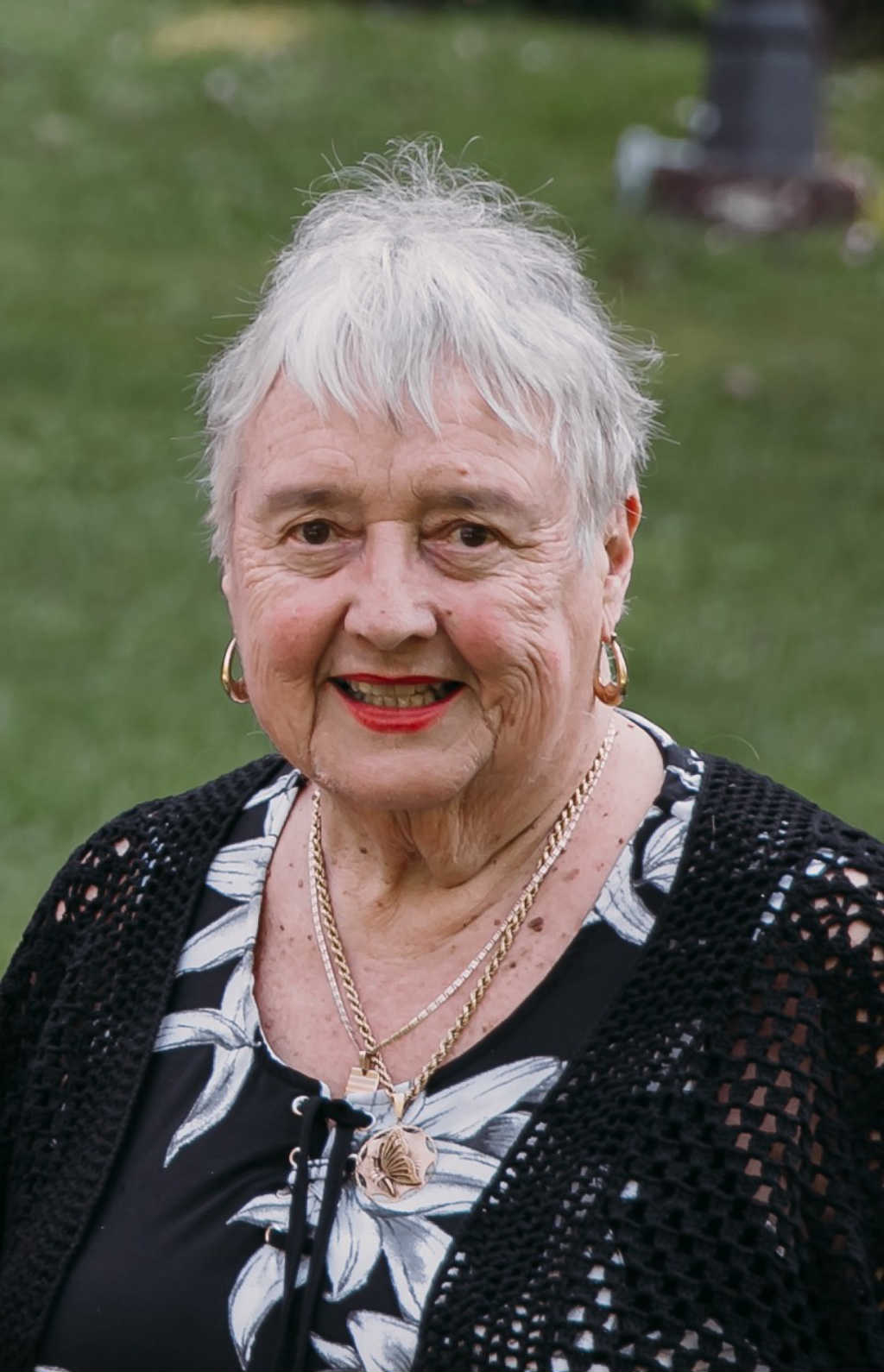 Gloria Louise Perry Hutchison